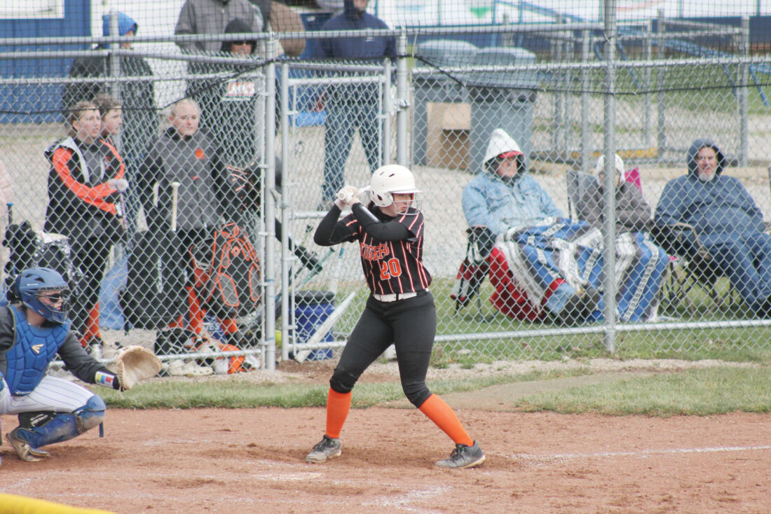 Warren braves elements, bests rival Marietta | News, Sports, Jobs - News and Sentinel